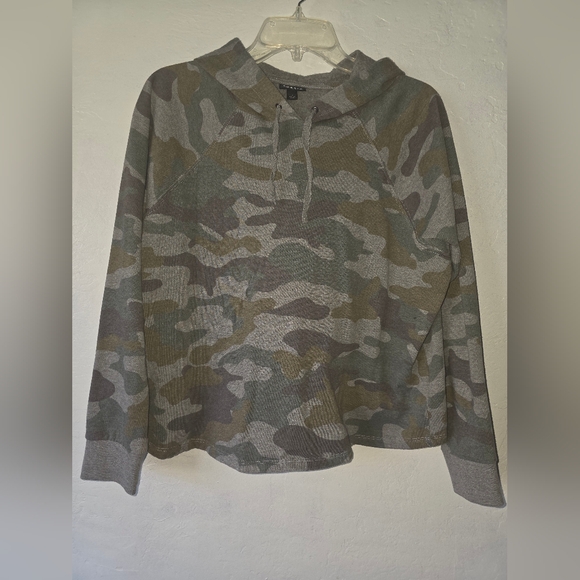 torrid | Tops | Torrid Gray Camouflage Hoodie | Poshmark
